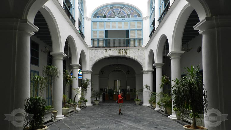 Architecture in Havana: Islamic, Baroque, Art Deco, and Soviet ...